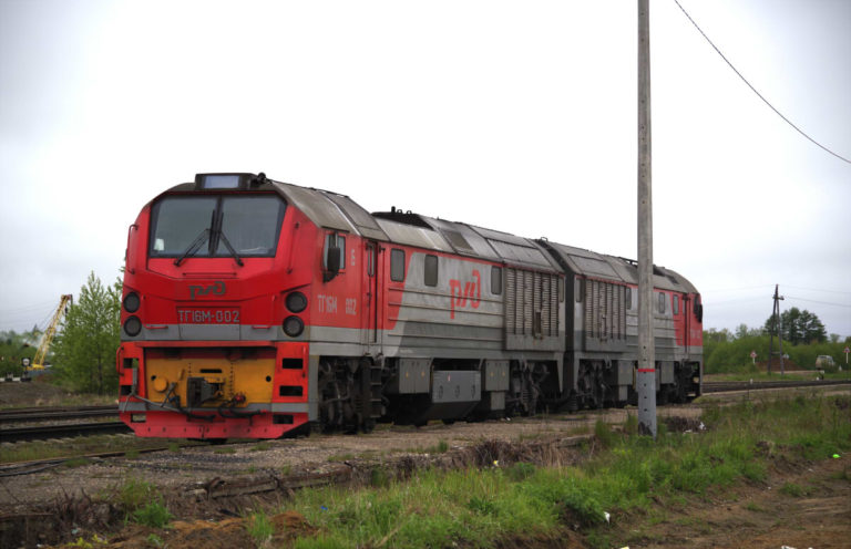 Sakhalin 1067mm locomotives built under USSR going to be scraps and a ...